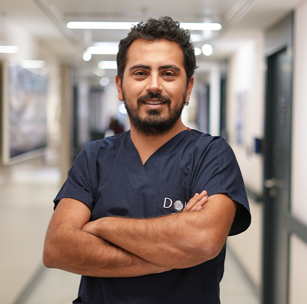 Dt. Raif Özel | Doku Clinic